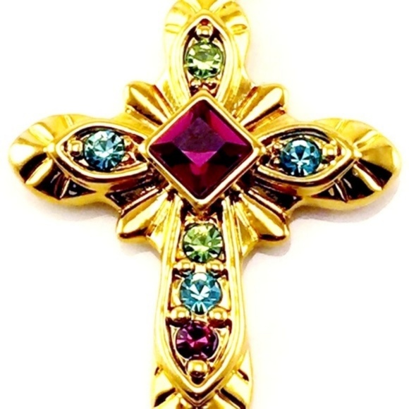 Premier Designs | Jewelry | Premier Designs Dominique Cross Necklace ...